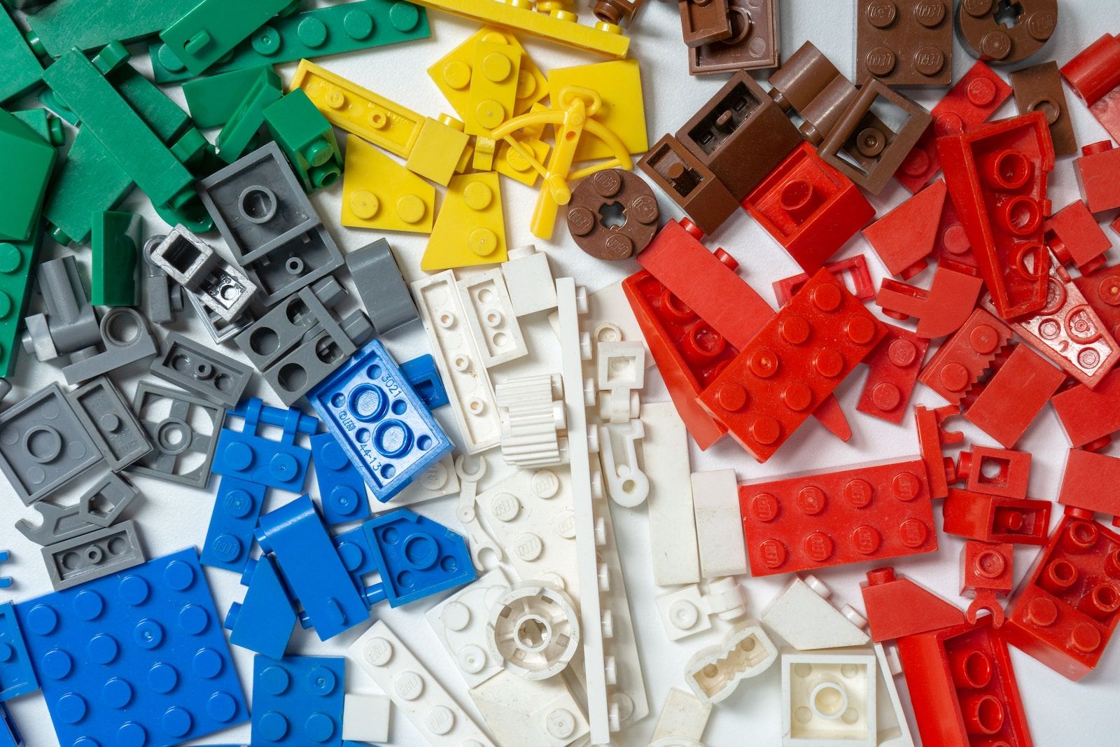 Collecte des jeux, jouets, articles de bricolage et de jardin, articles ...
